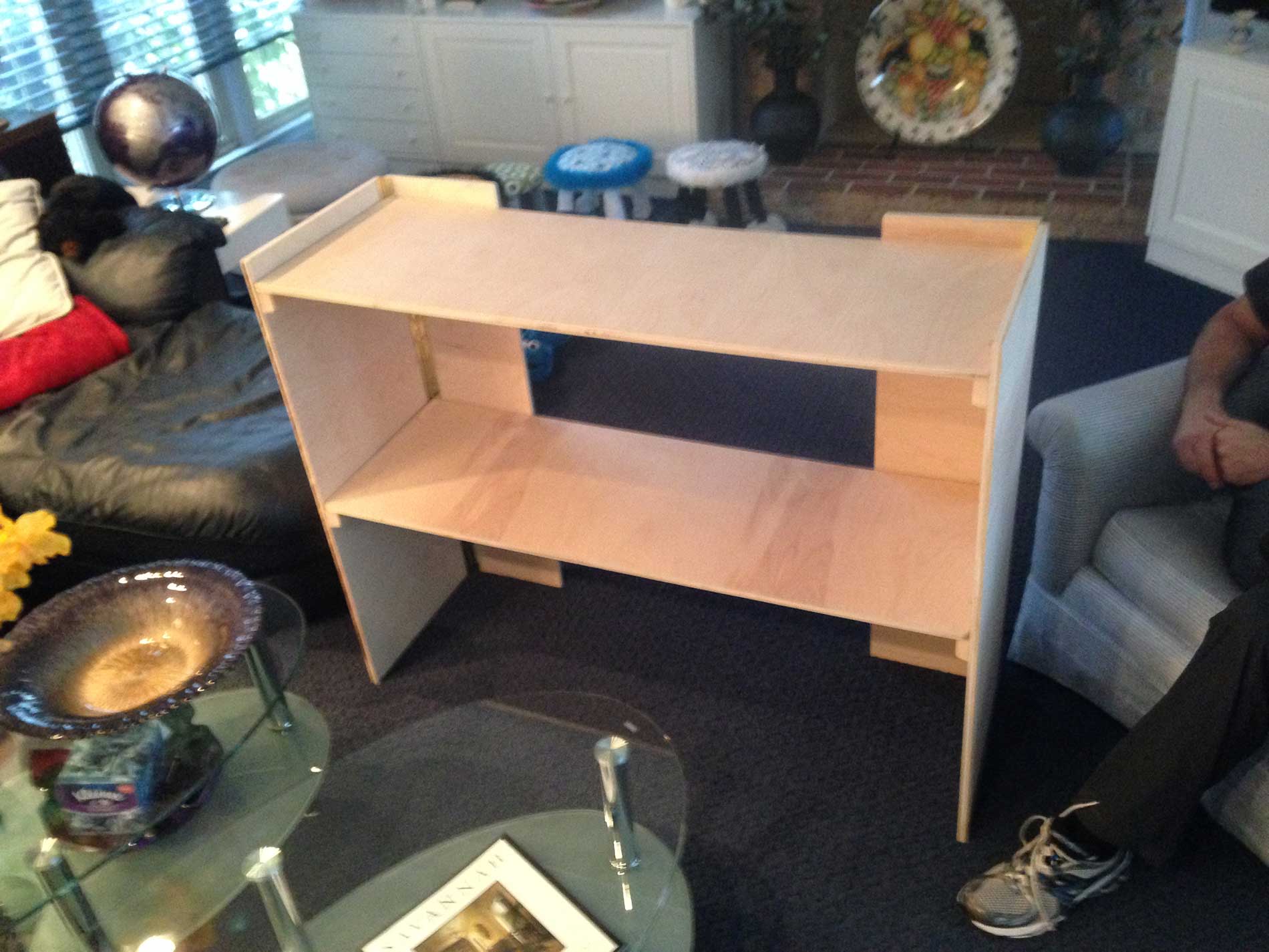 Collapsable Display Cabinet – Golden House Construction